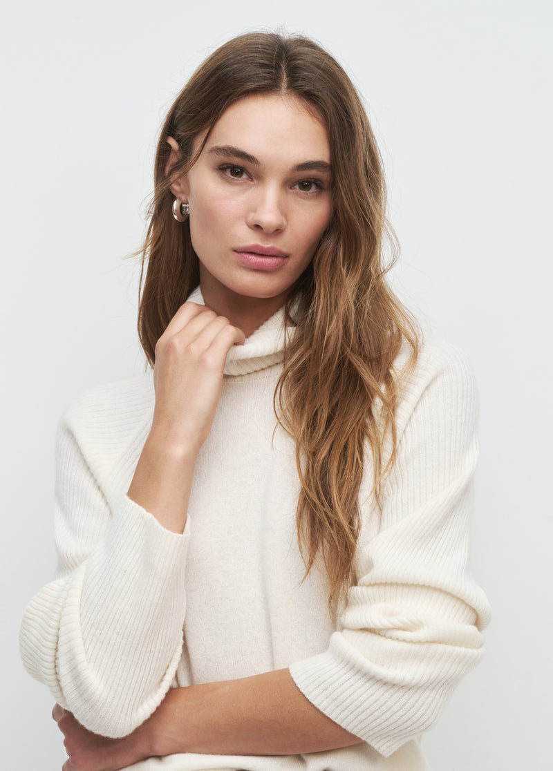 The Minimalist Sweater | Classic Ivory Cashmere Turtleneck | Favorite ...